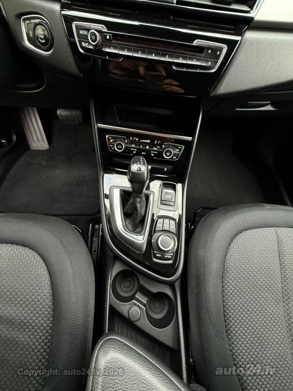 Melns BMW 2 Series 2015 Tartu, ar dzinēja tilpumu 2.00 L un nobraukumu 262 tūkst. km par 9199 €, foto 10 vietnē AUTOMOTO.COM.LV