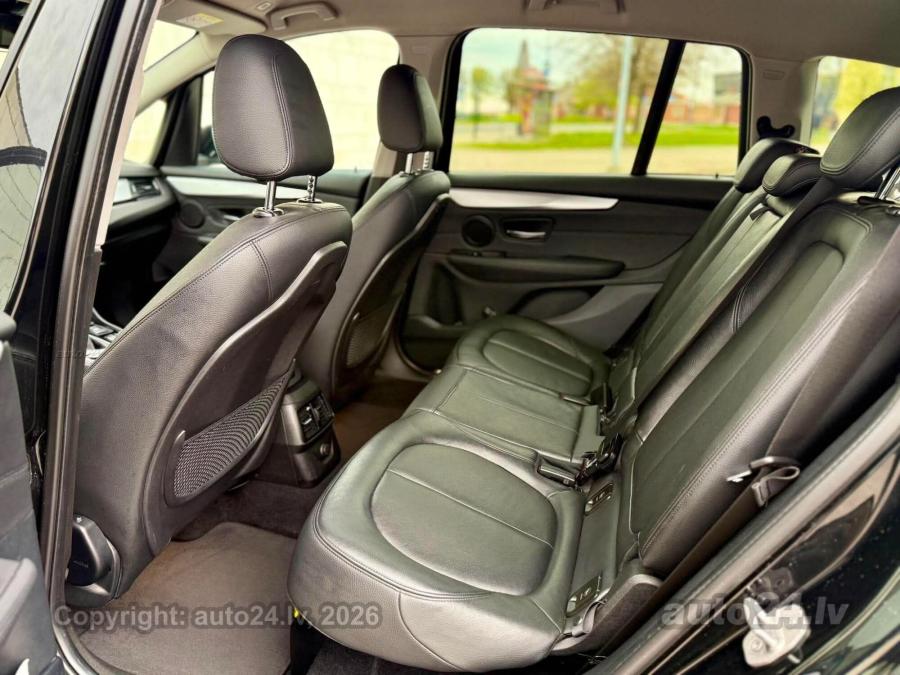 Melns BMW 2 Series 2016 Tallina, ar dzinēja tilpumu 1.50 L un nobraukumu 226 tūkst. km par 10200 €, foto 10 vietnē AUTOMOTO.COM.LV