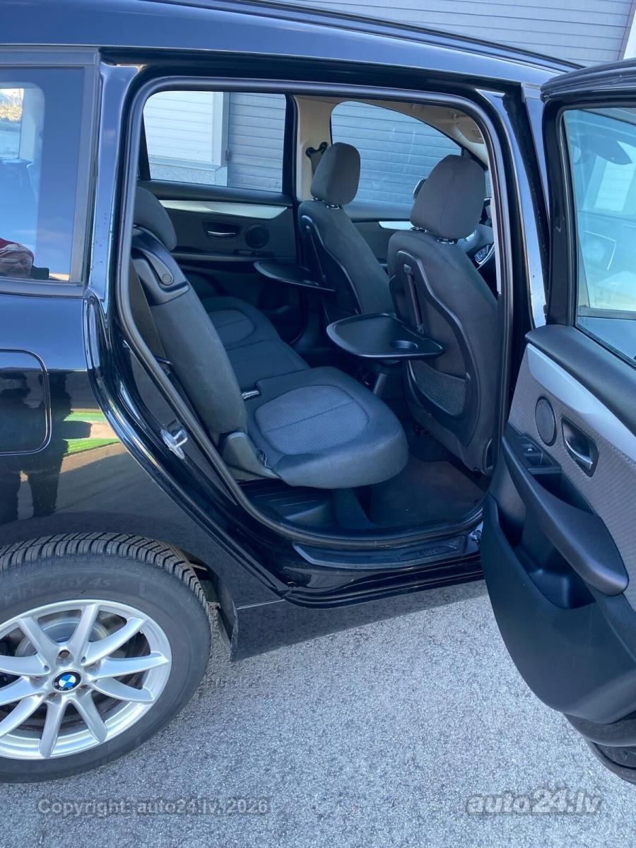 Melns BMW 2 Series 2016 Tallina, ar dzinēja tilpumu 1.50 L un nobraukumu 238 tūkst. km par 11900 €, foto 12 vietnē AUTOMOTO.COM.LV