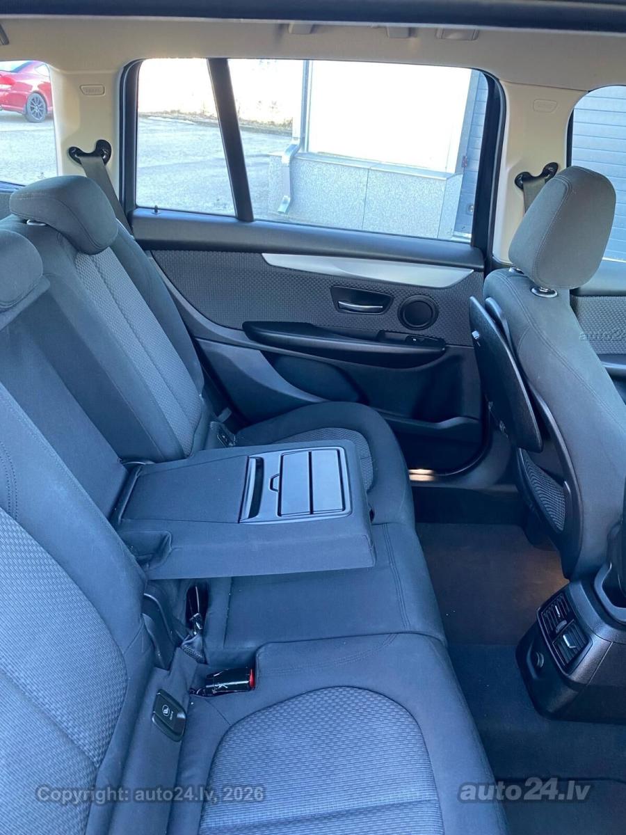 Melns BMW 2 Series 2016 Tallina, ar dzinēja tilpumu 1.50 L un nobraukumu 238 tūkst. km par 11900 €, foto 15 vietnē AUTOMOTO.COM.LV
