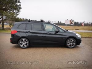 Black BMW 2 Series 2017 in Riga, with an engine capacity of 2.00 L and mileage of 210 thousand km for 13300 €, photo 4 on AUTOMOTO.COM.LV