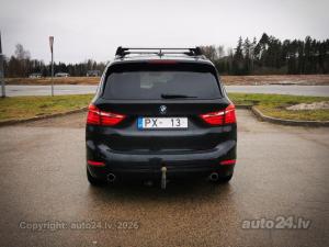 Black BMW 2 Series 2017 in Riga, with an engine capacity of 2.00 L and mileage of 210 thousand km for 13300 €, photo 6 on AUTOMOTO.COM.LV