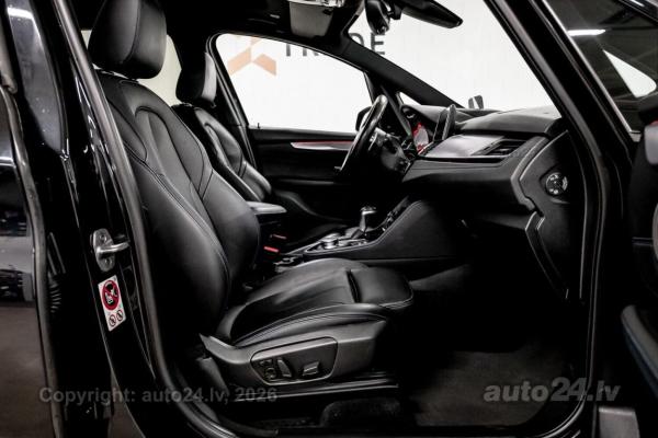 Black BMW 2 Series 2017 in Parnu, with an engine capacity of 2.00 L and mileage of 229 thousand km for 15590 €, photo 11 on AUTOMOTO.COM.LV