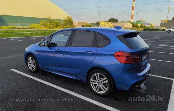 Blue BMW 2 Series 2015 in Tallinn, with an engine capacity of 1.50 L and mileage of 140 thousand km for 12990 €, photo 7 on AUTOMOTO.COM.LV