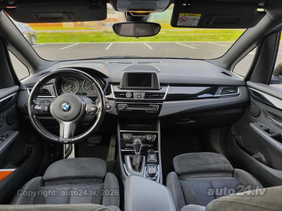 Zils BMW 2 Series 2015 Tallina, ar dzinēja tilpumu 1.50 L un nobraukumu 140 tūkst. km par 12990 €, foto 17 vietnē AUTOMOTO.COM.LV