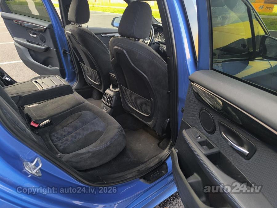 Zils BMW 2 Series 2015 Tallina, ar dzinēja tilpumu 1.50 L un nobraukumu 140 tūkst. km par 12990 €, foto 19 vietnē AUTOMOTO.COM.LV