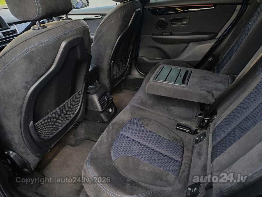 Zils BMW 2 Series 2015 Tallina, ar dzinēja tilpumu 1.50 L un nobraukumu 140 tūkst. km par 12990 €, foto 21 vietnē AUTOMOTO.COM.LV