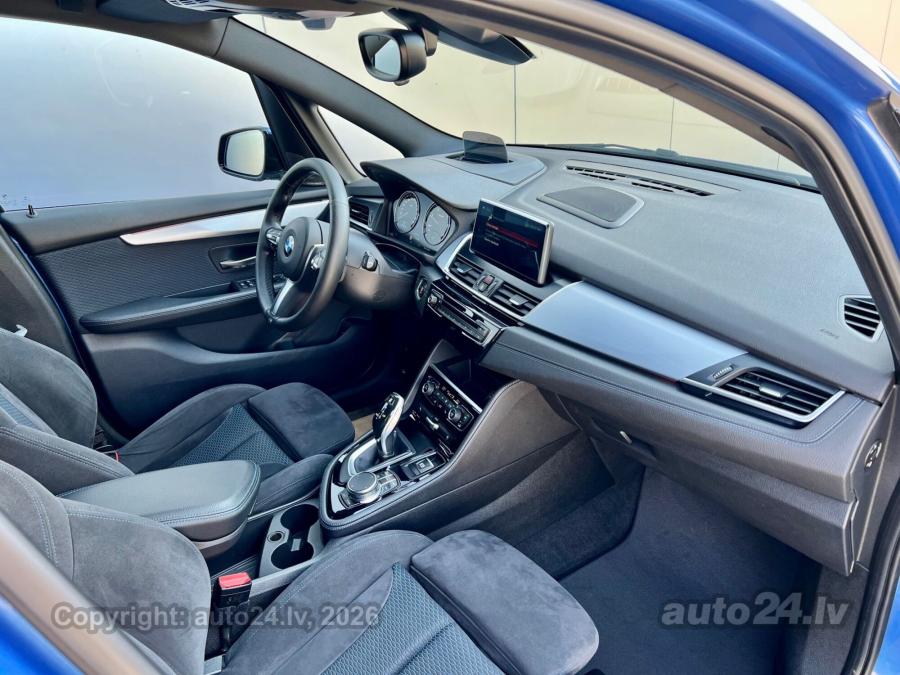 Blue BMW 2 Series 2018 in Tallinn, with an engine capacity of 2.00 L and mileage of 170 thousand km for 13999 €, photo 11 on AUTOMOTO.COM.LV