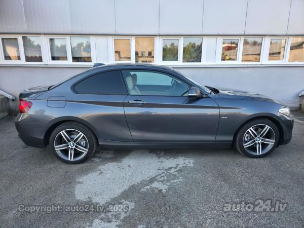 Grey BMW 2 Series 2015 in Tallinn, with an engine capacity of 2.00 L and mileage of 237 thousand km for 11990 €, photo 6 on AUTOMOTO.COM.LV