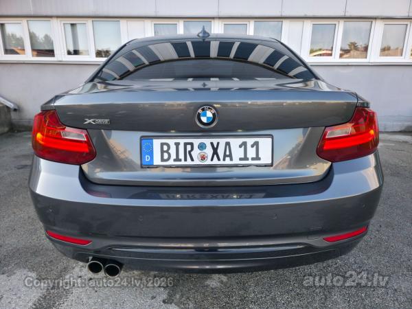 Grey BMW 2 Series 2015 in Tallinn, with an engine capacity of 2.00 L and mileage of 237 thousand km for 11990 €, photo 8 on AUTOMOTO.COM.LV