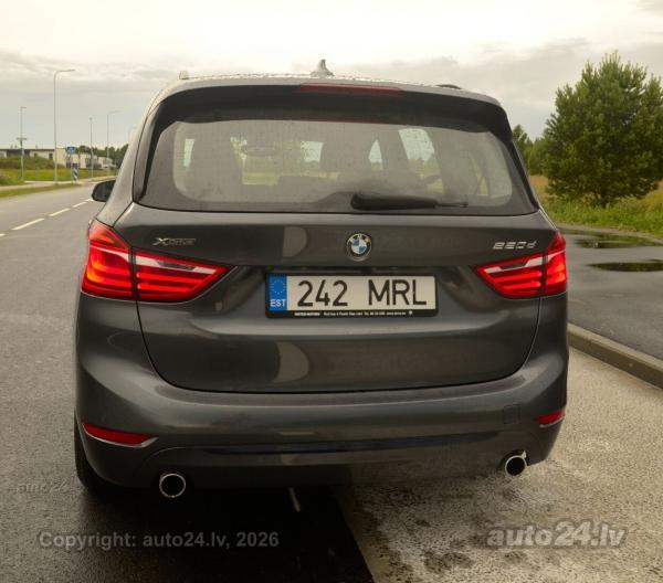 Pelēks BMW 2 Series 2016 Tallina, ar dzinēja tilpumu 2.00 L un nobraukumu 212 tūkst. km par 12000 €, foto 4 vietnē AUTOMOTO.COM.LV