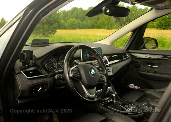 Pelēks BMW 2 Series 2016 Tallina, ar dzinēja tilpumu 2.00 L un nobraukumu 212 tūkst. km par 12000 €, foto 7 vietnē AUTOMOTO.COM.LV