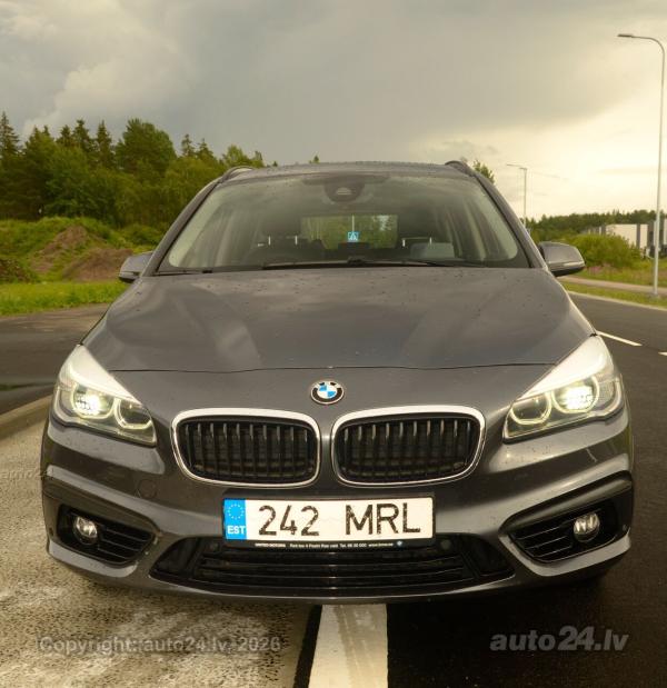 Pelēks BMW 2 Series 2016 Tallina, ar dzinēja tilpumu 2.00 L un nobraukumu 212 tūkst. km par 12000 €, foto 9 vietnē AUTOMOTO.COM.LV