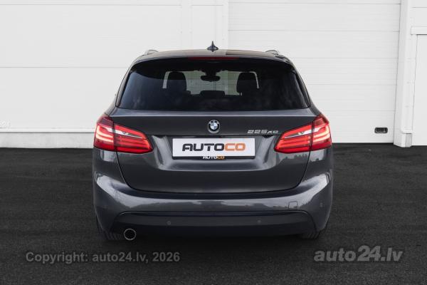 Pelēks BMW 2 Series 2017 Tallina, ar dzinēja tilpumu 1.50 L un nobraukumu 186 tūkst. km par 11999 €, foto 7 vietnē AUTOMOTO.COM.LV
