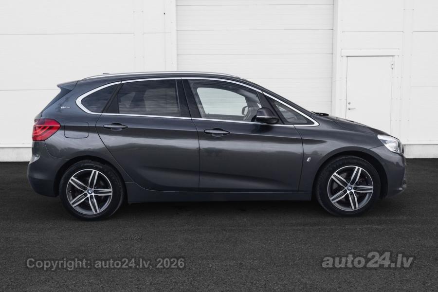 Pelēks BMW 2 Series 2017 Tallina, ar dzinēja tilpumu 1.50 L un nobraukumu 186 tūkst. km par 11999 €, foto 5 vietnē AUTOMOTO.COM.LV