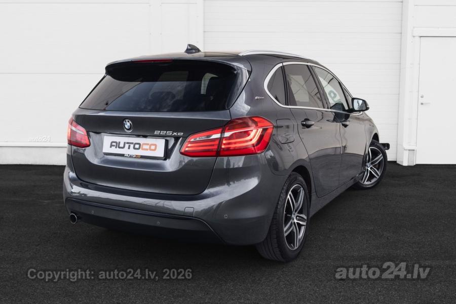 Pelēks BMW 2 Series 2017 Tallina, ar dzinēja tilpumu 1.50 L un nobraukumu 186 tūkst. km par 11999 €, foto 9 vietnē AUTOMOTO.COM.LV
