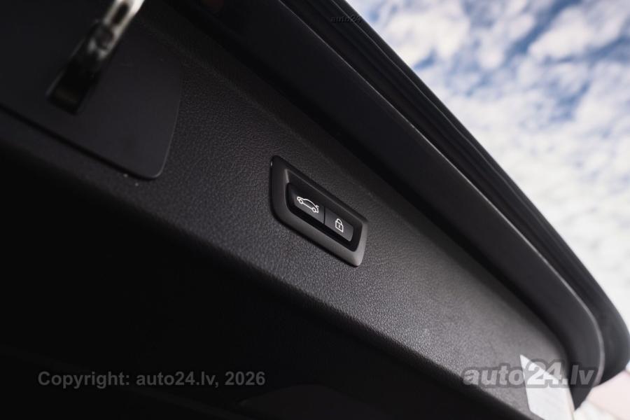 Pelēks BMW 2 Series 2017 Tallina, ar dzinēja tilpumu 1.50 L un nobraukumu 186 tūkst. km par 11999 €, foto 14 vietnē AUTOMOTO.COM.LV