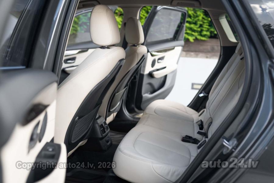 Grey BMW 2 Series 2017 in Tallinn, with an engine capacity of 1.50 L and mileage of 108 thousand km for 14500 €, photo 18 on AUTOMOTO.COM.LV
