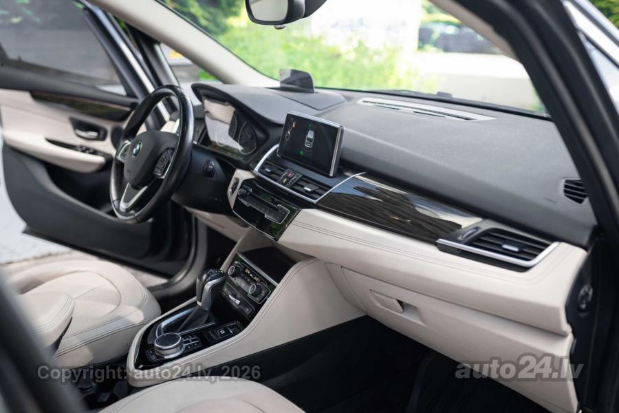 Grey BMW 2 Series 2017 in Tallinn, with an engine capacity of 1.50 L and mileage of 108 thousand km for 14500 €, photo 20 on AUTOMOTO.COM.LV