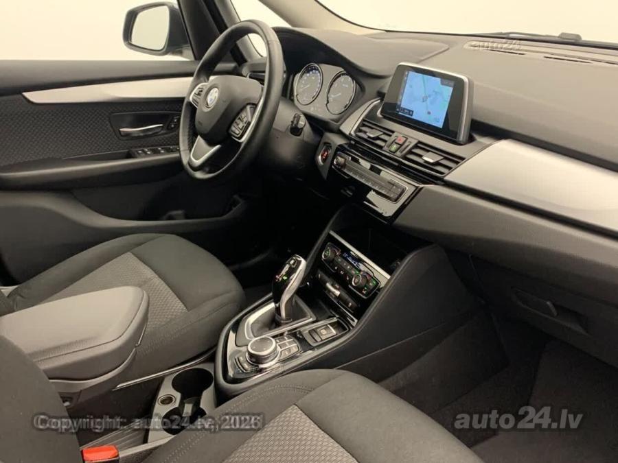Pelēks BMW 2 Series 2019 Tallina, ar dzinēja tilpumu 2.00 L un nobraukumu 104 tūkst. km par 17500 €, foto 8 vietnē AUTOMOTO.COM.LV