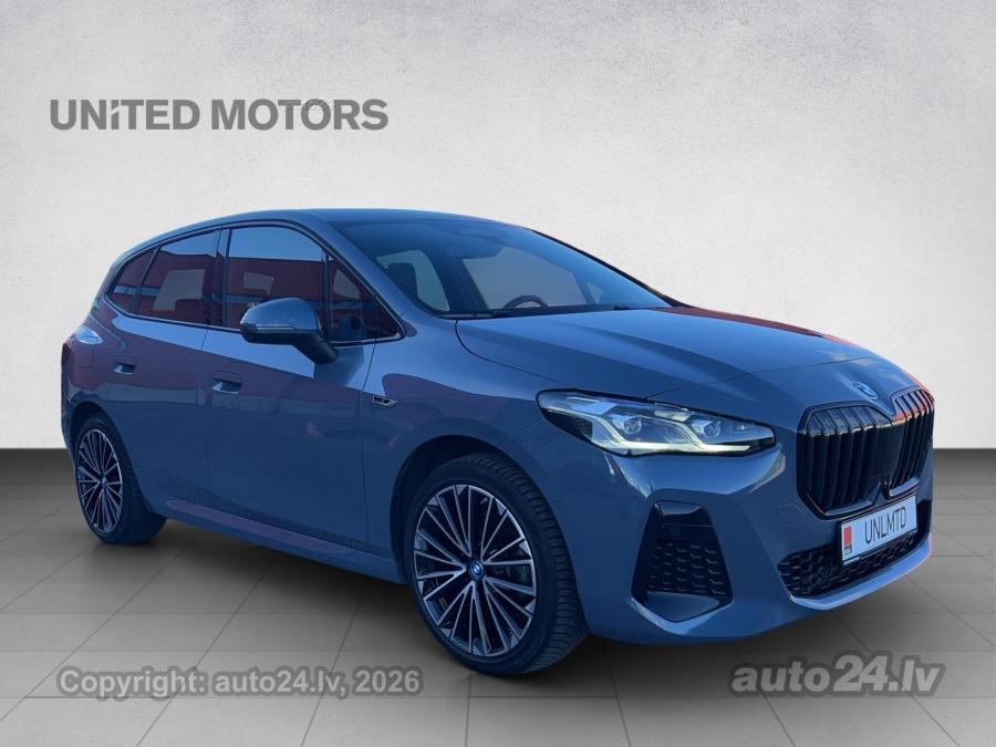 Pelēks BMW 2 Series 2022 Tallina, ar dzinēja tilpumu 1.50 L un nobraukumu 53 tūkst. km par 27900 €, foto 4 vietnē AUTOMOTO.COM.LV