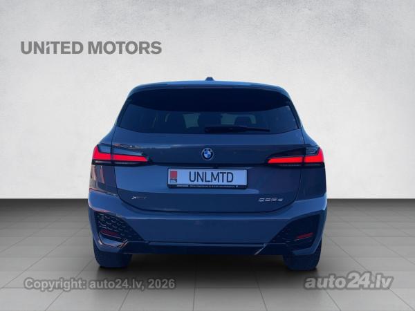Pelēks BMW 2 Series 2022 Tallina, ar dzinēja tilpumu 1.50 L un nobraukumu 53 tūkst. km par 27900 €, foto 7 vietnē AUTOMOTO.COM.LV