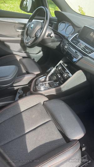 Orange BMW 2 Series 2019 in Tartu, with an engine capacity of 1.50 L and mileage of 67 thousand km for 13990 €, photo 9 on AUTOMOTO.COM.LV