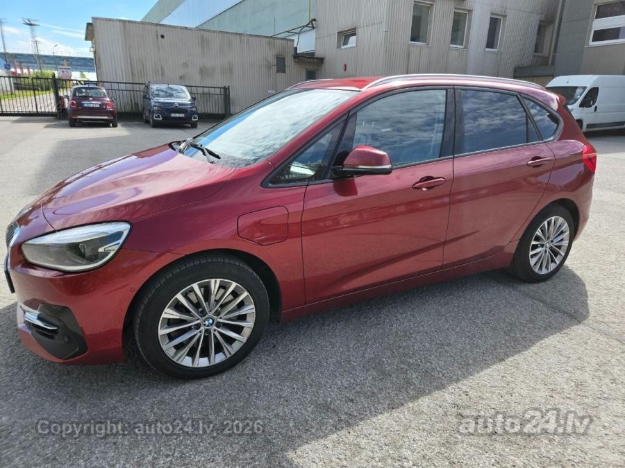 Sarkans BMW 2 Series 2019 Tallina, ar dzinēja tilpumu 1.50 L un nobraukumu 106 tūkst. km par 17000 €, foto 3 vietnē AUTOMOTO.COM.LV
