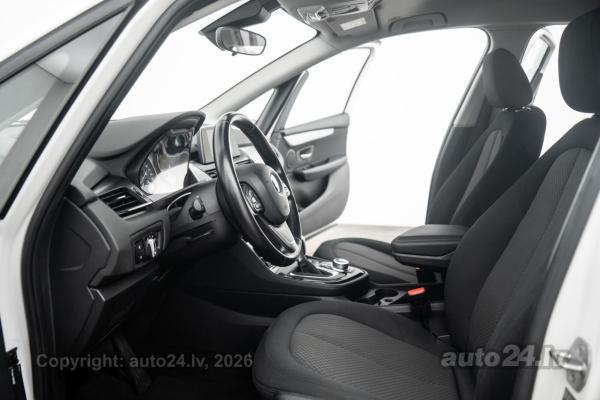 White BMW 2 Series 2017 in Tallinn, with an engine capacity of 1.50 L and mileage of 153 thousand km for 10999 €, photo 8 on AUTOMOTO.COM.LV