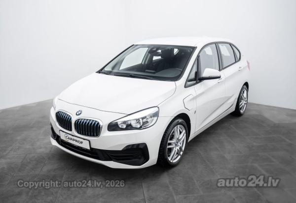 Balts BMW 2 Series 2018 Tallina, ar dzinēja tilpumu 1.50 L un nobraukumu 165 tūkst. km par 9999 €, foto 1 vietnē AUTOMOTO.COM.LV