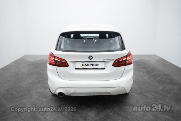 White BMW 2 Series 2018 in Tallinn, with an engine capacity of 1.50 L and mileage of 165 thousand km for 9999 €, photo 5 on AUTOMOTO.COM.LV