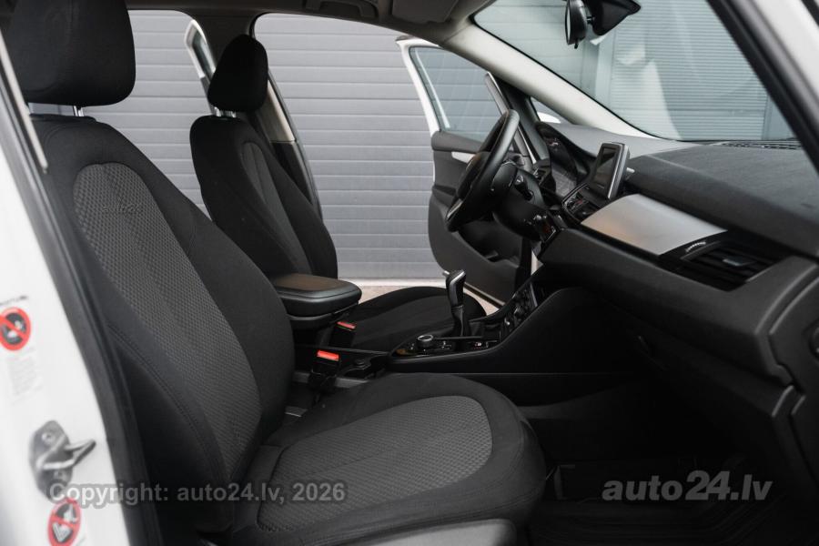 Balts BMW 2 Series 2014 Tallina, ar dzinēja tilpumu 1.50 L un nobraukumu 170 tūkst. km par 7999 €, foto 8 vietnē AUTOMOTO.COM.LV