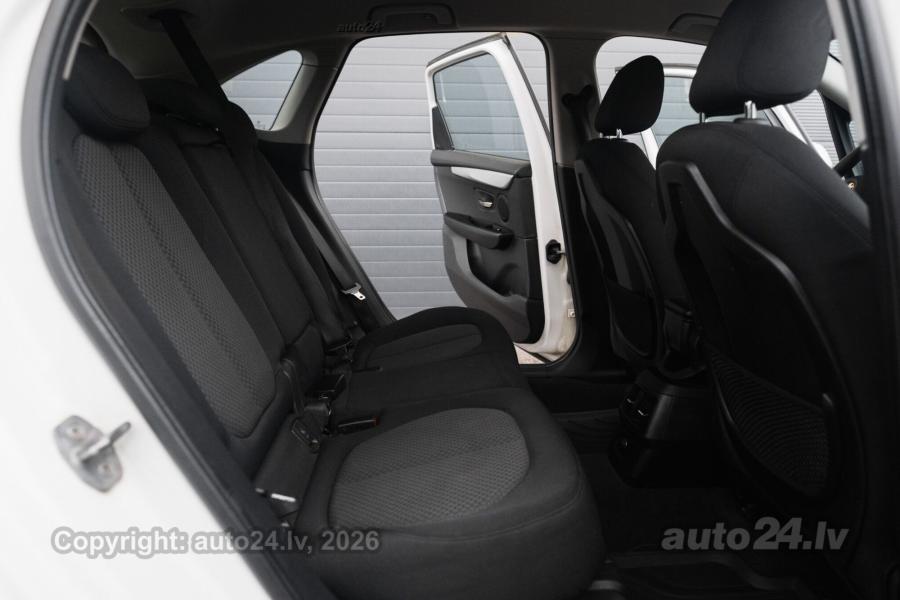 Balts BMW 2 Series 2014 Tallina, ar dzinēja tilpumu 1.50 L un nobraukumu 170 tūkst. km par 7999 €, foto 9 vietnē AUTOMOTO.COM.LV