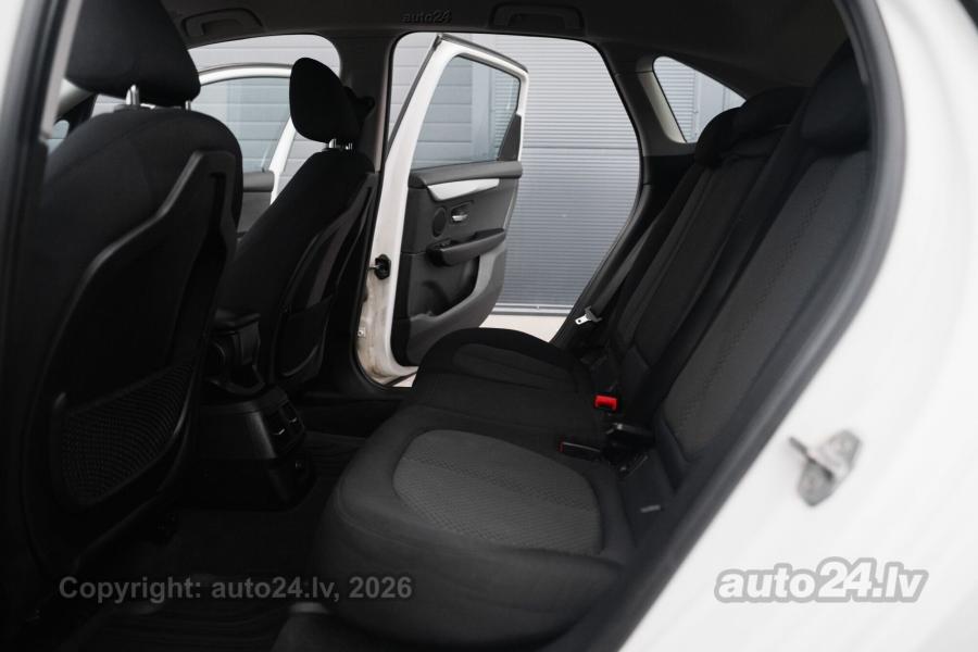 Balts BMW 2 Series 2014 Tallina, ar dzinēja tilpumu 1.50 L un nobraukumu 170 tūkst. km par 7999 €, foto 11 vietnē AUTOMOTO.COM.LV