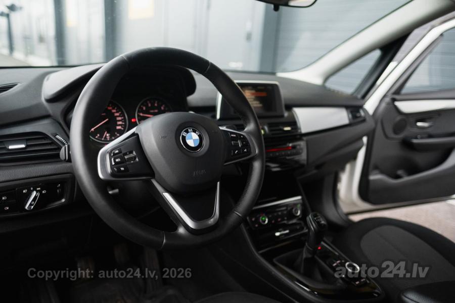 Balts BMW 2 Series 2014 Tallina, ar dzinēja tilpumu 1.50 L un nobraukumu 170 tūkst. km par 7999 €, foto 13 vietnē AUTOMOTO.COM.LV