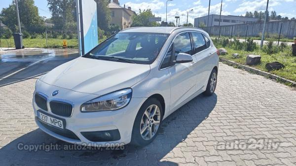 Balts BMW 2 Series 2015 Tallina, ar dzinēja tilpumu 1.50 L un nobraukumu 69 tūkst. km par 12950 €, foto 3 vietnē AUTOMOTO.COM.LV