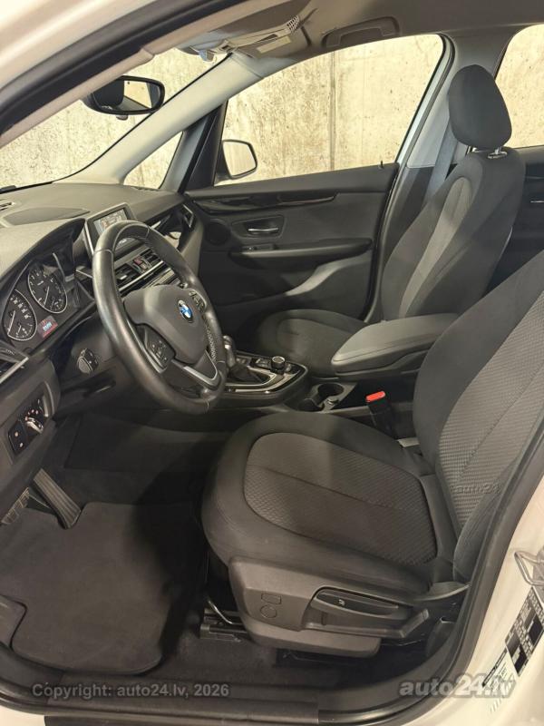 Balts BMW 2 Series 2015 Tallina, ar dzinēja tilpumu 1.50 L un nobraukumu 69 tūkst. km par 12950 €, foto 9 vietnē AUTOMOTO.COM.LV