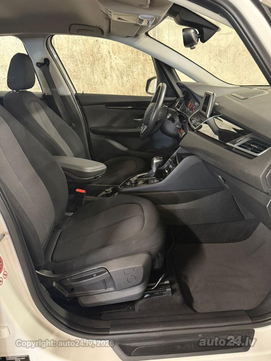 Balts BMW 2 Series 2015 Tallina, ar dzinēja tilpumu 1.50 L un nobraukumu 69 tūkst. km par 12950 €, foto 11 vietnē AUTOMOTO.COM.LV