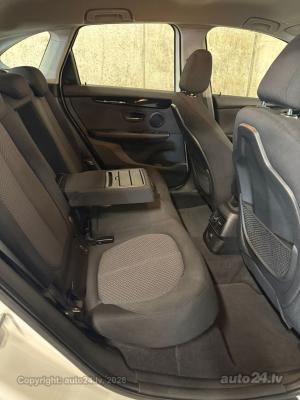 Balts BMW 2 Series 2015 Tallina, ar dzinēja tilpumu 1.50 L un nobraukumu 69 tūkst. km par 12950 €, foto 12 vietnē AUTOMOTO.COM.LV