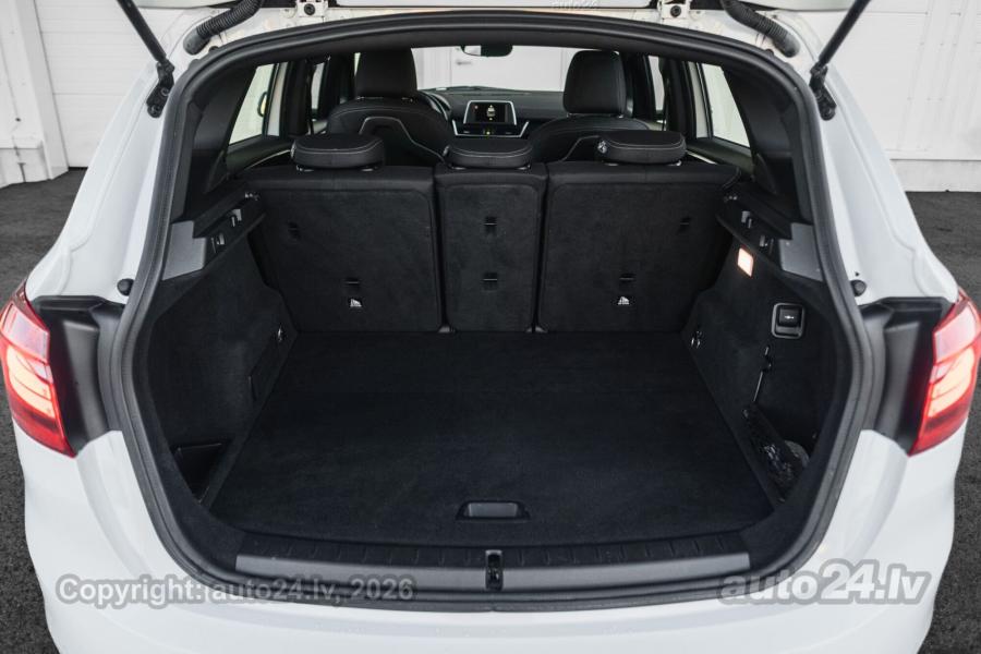 Balts BMW 2 Series 2016 Tallina, ar dzinēja tilpumu 2.00 L un nobraukumu 264 tūkst. km par 9499 €, foto 13 vietnē AUTOMOTO.COM.LV