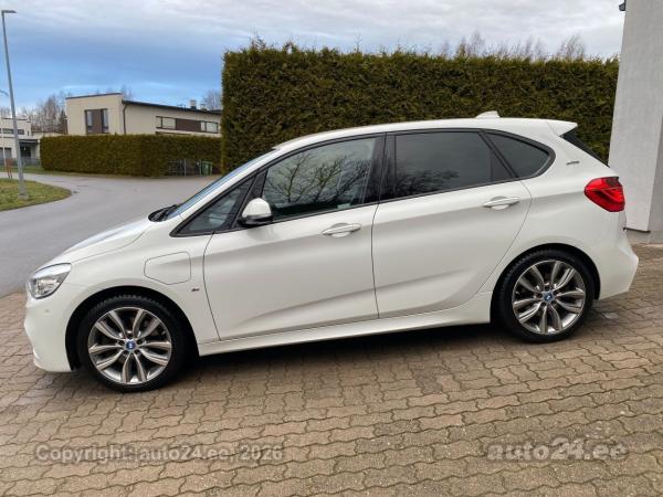 White BMW 2 Series 2017 in Tallinn, with an engine capacity of 1.50 L and mileage of 103 thousand km for 15780 €, photo 3 on AUTOMOTO.COM.LV