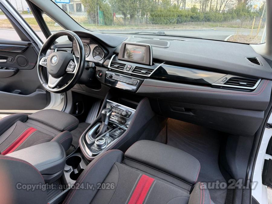 Balts BMW 2 Series 2017 Tallina, ar dzinēja tilpumu 1.50 L un nobraukumu 229 tūkst. km par 8499 €, foto 11 vietnē AUTOMOTO.COM.LV