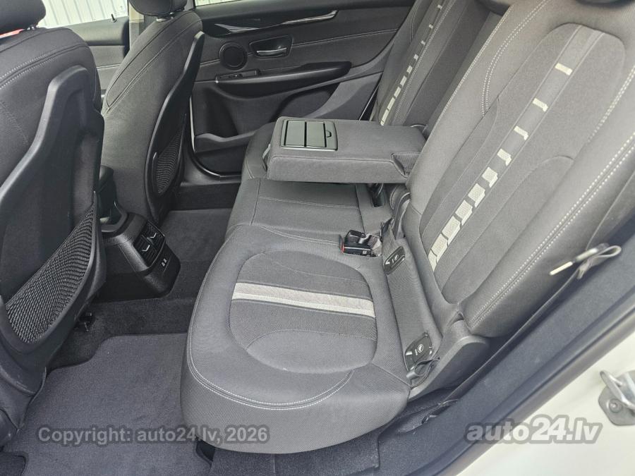 Balts BMW 2 Series 2020 Tartu, ar dzinēja tilpumu 2.00 L un nobraukumu 245 tūkst. km par 11490 €, foto 13 vietnē AUTOMOTO.COM.LV