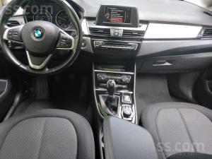 Белый БМВ 214 2015 в Лиепая, объемом двигателя 1.50 л и пробегом 130 тыс. км за 8000 €, фото 10 на AUTOMOTO.COM.LV