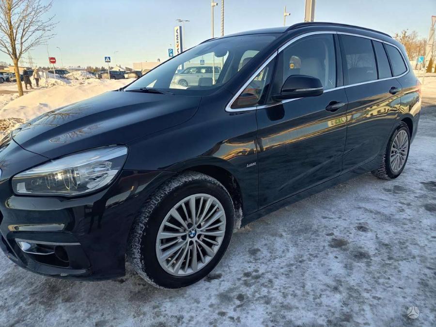 Black BMW 216 Active Tourer 2016 in Kaunas, with an engine capacity of 1.50 L and mileage of 69 thousand km for 8150 €, photo 1 on AUTOMOTO.COM.LV