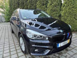 Melns BMW 216 Active Tourer 2017 Viļņa, ar dzinēja tilpumu 1.50 L un nobraukumu 0 tūkst. km par 7200 €, foto  vietnē AUTOMOTO.COM.LV