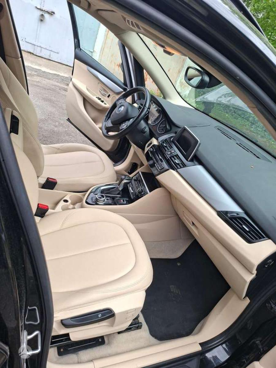 Melns BMW 216 Active Tourer 2017 Viļņa, ar dzinēja tilpumu 1.50 L un nobraukumu 0 tūkst. km par 7200 €, foto 6 vietnē AUTOMOTO.COM.LV