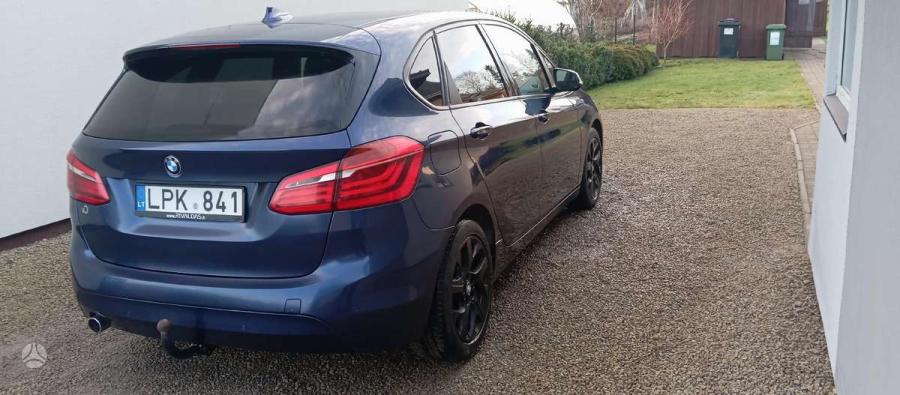 Blue BMW 216 Active Tourer 2015 in Siauliai, with an engine capacity of 1.50 L and mileage of 253 thousand km for 6250 €, photo 3 on AUTOMOTO.COM.LV