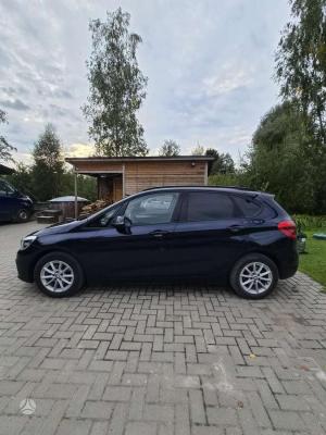 Blue BMW 216 Active Tourer 2016 in Vilnius, with an engine capacity of 1.50 L and mileage of 291 thousand km for 6200 €, photo 4 on AUTOMOTO.COM.LV
