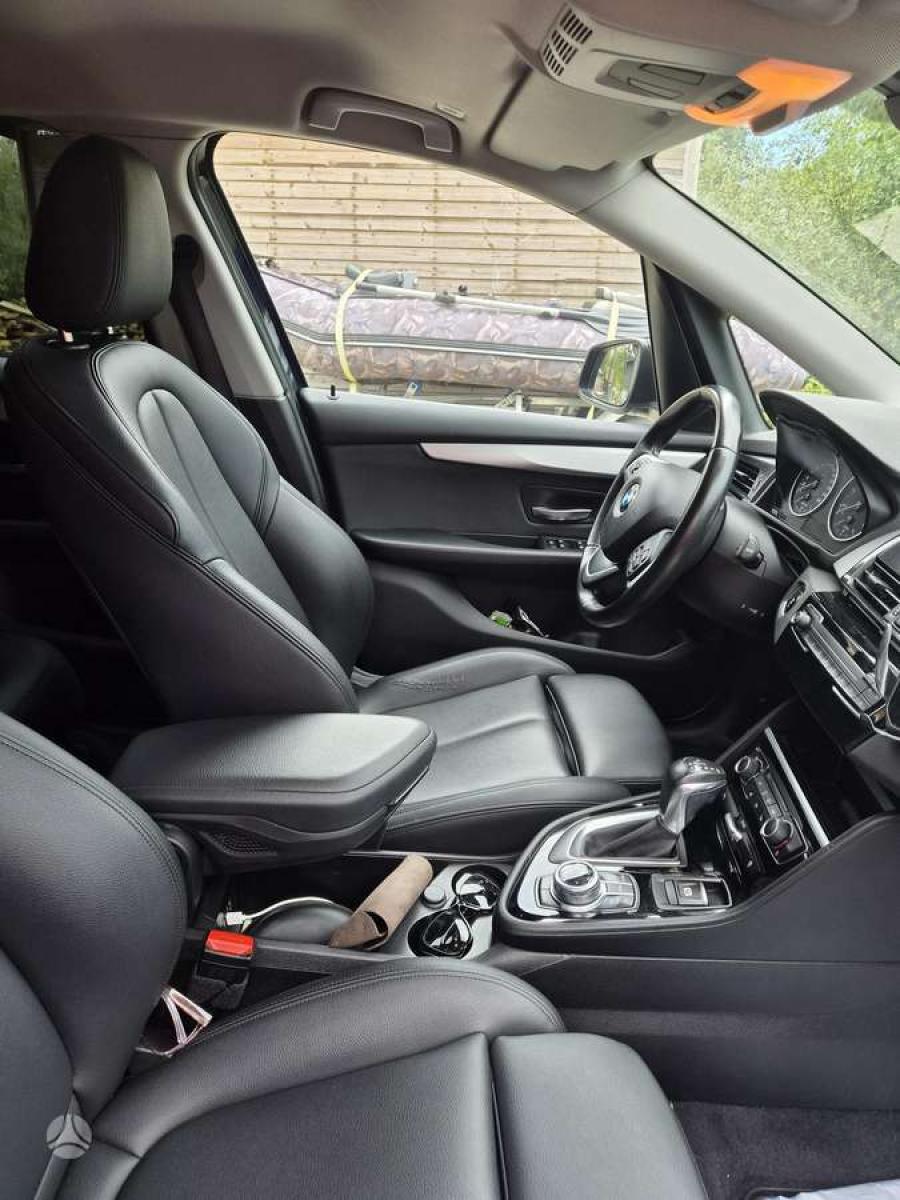 Blue BMW 216 Active Tourer 2016 in Vilnius, with an engine capacity of 1.50 L and mileage of 291 thousand km for 6200 €, photo 9 on AUTOMOTO.COM.LV